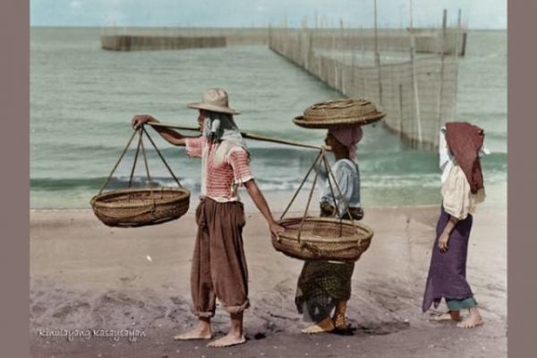 51 Old Colorized Photos Reveal The Fascinating Filipino Life Between ...